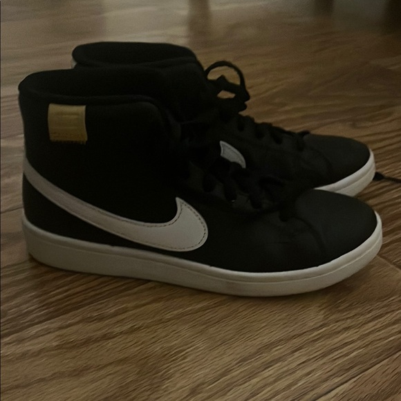 Nike | Shoes | Black And White Hightop Sneakers | Poshmark